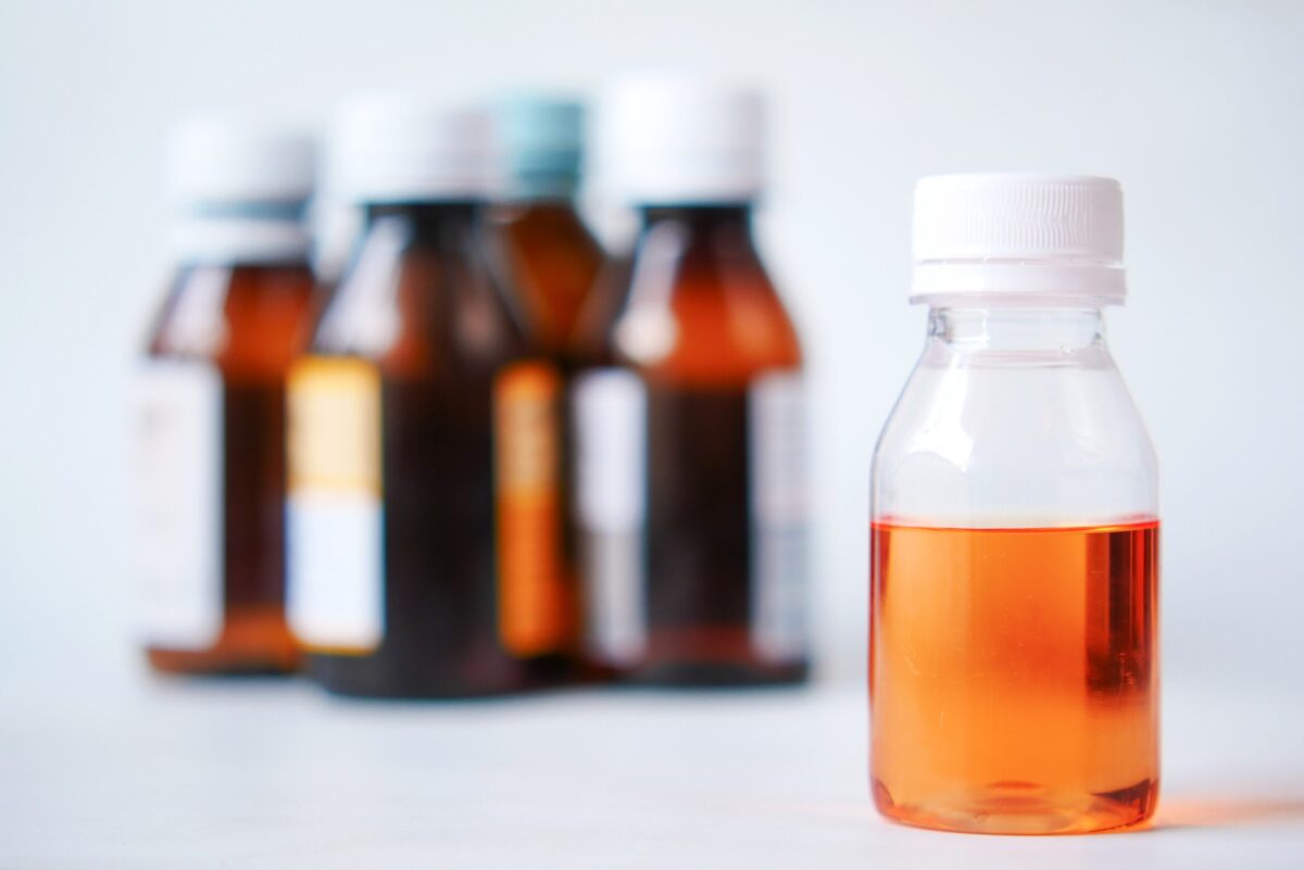 Weight-Loss Drug Boom Sparks Battle Over Pharmacy Copycats | bioethics.com